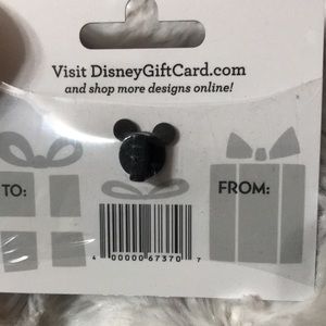 Disney | Other | Disney Gift Card Minnie Mouse Pin Free Pin With Gift ...